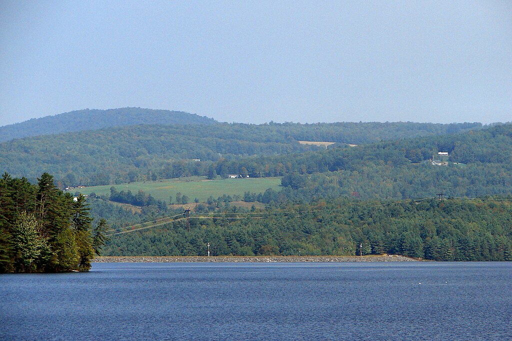Moore Reservoir Fishing in New Hampshire - Maps, Reports, & Best Spots ...